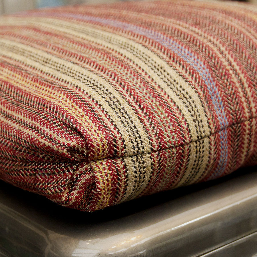 Ian Sanderson Fabrics & Upholstery - Beautiful Designer Fabrics